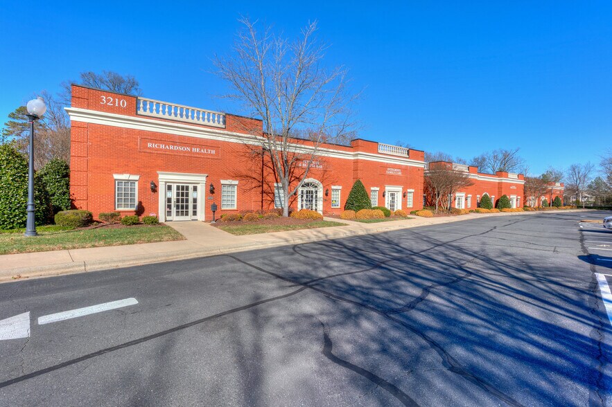 3210 Prosperity Church Rd, Charlotte, NC 28269 - Office For Sale ...