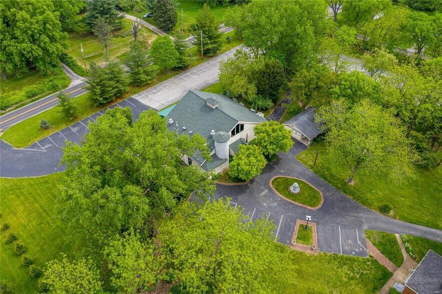 11475 Lilac Ave, Saint Louis, MO 63138 - Specialty For Sale Cityfeet.com