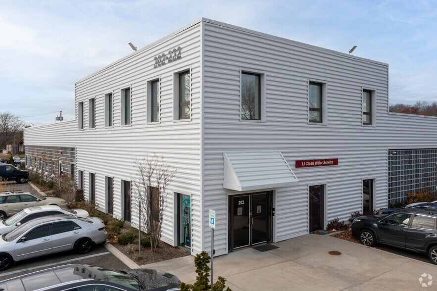 202 Bethpage Sweet Hollow Rd, Old Bethpage, NY 11804 - Industrial For ...