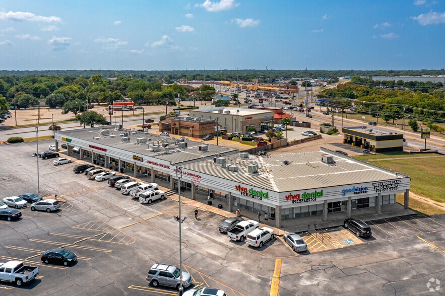 1050 N Westmoreland Rd Dallas Tx 75211 For Lease