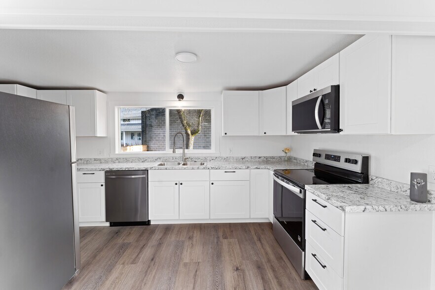 48181 Highway 58, Oakridge, OR 97463 - Flex For Sale Cityfeet.com