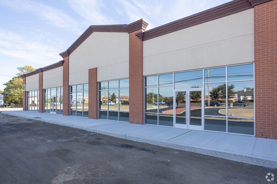 1871 Old Country Rd, Riverhead, NY 11901 - Retail For Lease Cityfeet.com