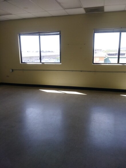 94-216 Farrington Hwy, Waipahu, HI 96797 - Medical Office For Lease ...