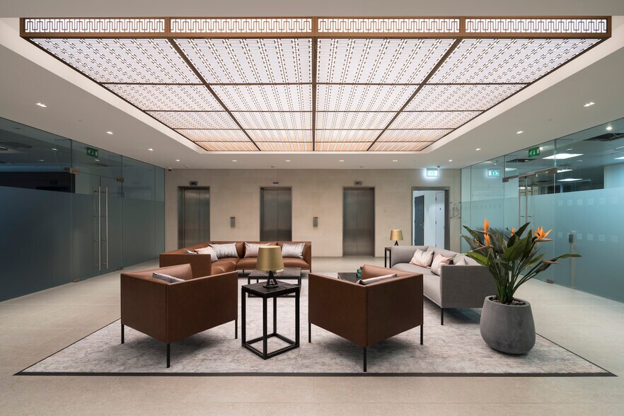 10 Old Bailey, London, LND EC4M 7NG - Office For Lease Cityfeet.com