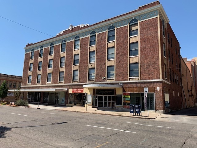 401-411 N Main St, Pueblo, CO 81003 - Storefront Retail Office For Sale ...