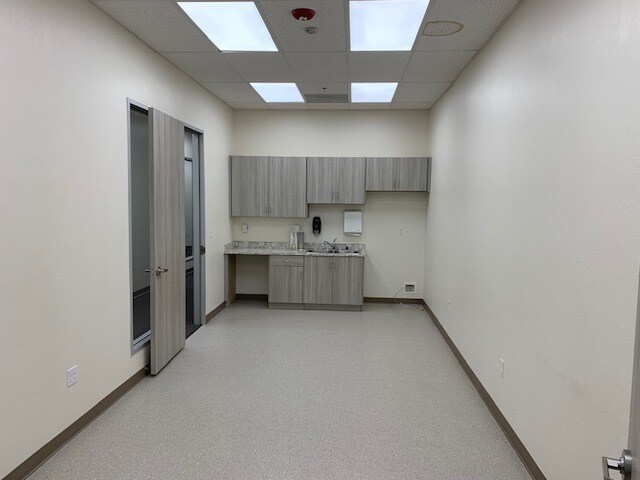 337 N Plaza Dr, Visalia, CA 93291 - Office For Sale Cityfeet.com