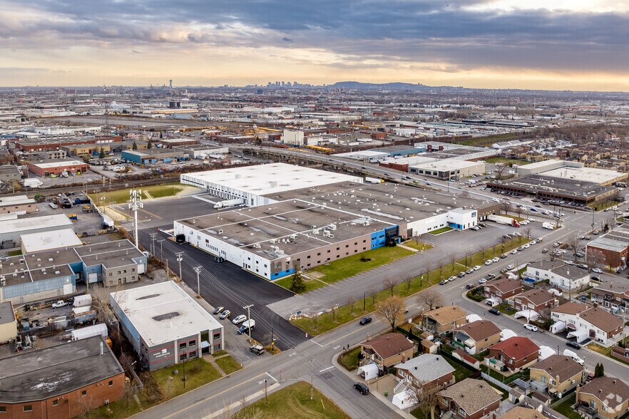 8000 Av Blaise-Pascal, Montréal, QC H1E 2S7 - Industrial For Lease ...