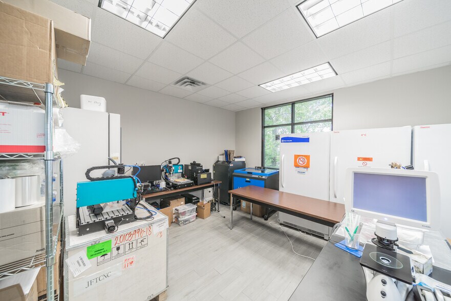202 Industrial Blvd, Sugar Land, TX 77478 - Loft Creative Space For ...