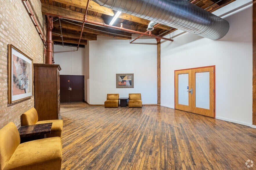 600 W Cermak Rd, Chicago, IL 60616 - Lofts/Showrooms For Lease Cityfeet.com