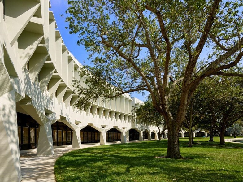 5000 T Rex Ave, Boca Raton, FL 33431 For Lease Cityfeet.com