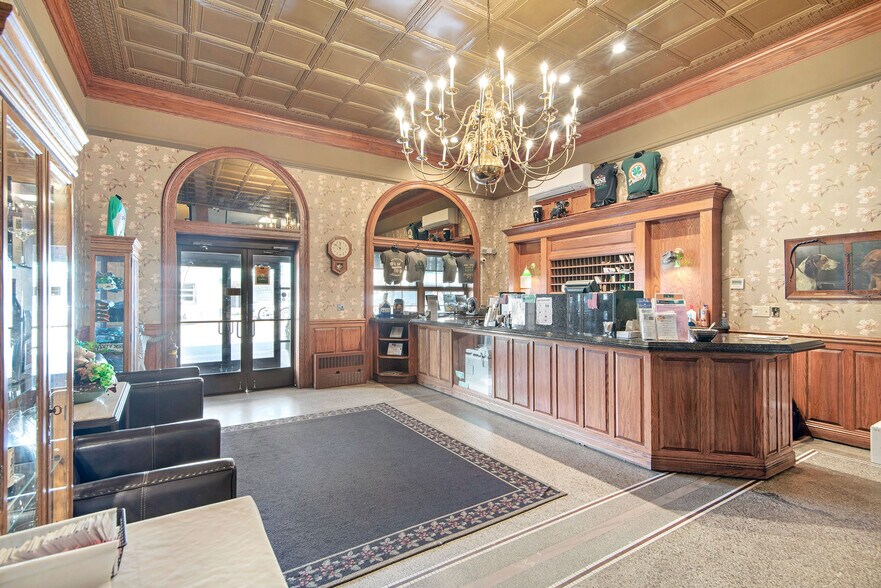 604 N McEwan St, Clare, MI 48617 - Hotel For Sale Cityfeet.com