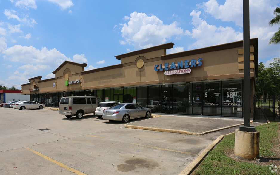 4217 Tidwell Rd, Houston, TX 77093 - Retail Cityfeet.com