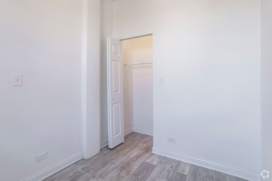 2213 W 23rd Pl, Chicago, IL 60608 - Apartments For Sale Cityfeet.com