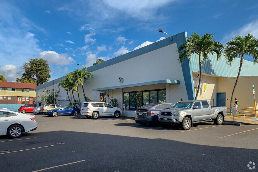 94-216 Farrington Hwy, Waipahu, HI 96797 - Retail For Lease Cityfeet.com