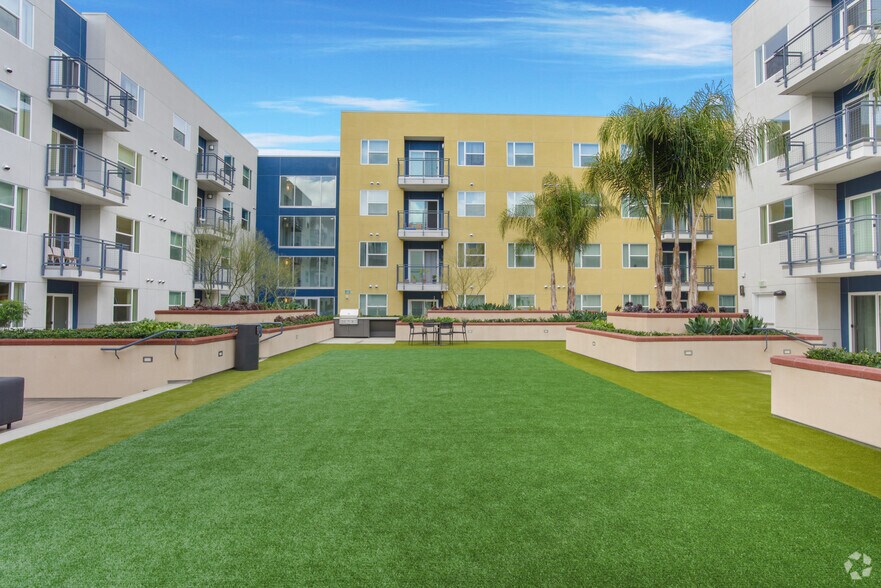 10568 Gateway Promenade, El Monte, CA 91731 - Multi-Family For Lease ...