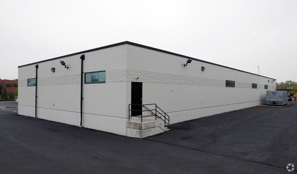 7 Hemingway Dr, Riverside, RI 02915 - Warehouse For Sale Cityfeet.com