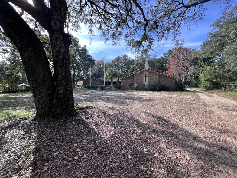 5703 Muldoon Rd, Pensacola, FL 32526 - Religious Facility For Sale ...