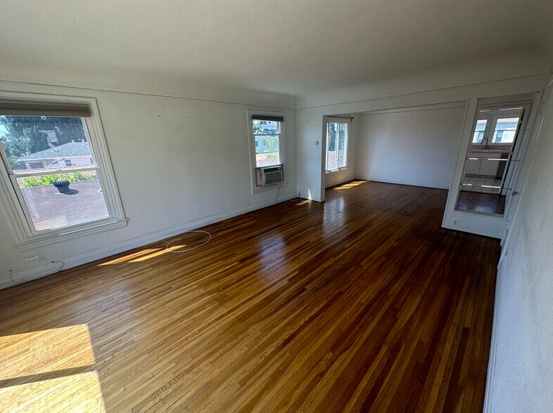 2141 N Gower St, Los Angeles, CA 90068 - Apartments For Sale Cityfeet.com