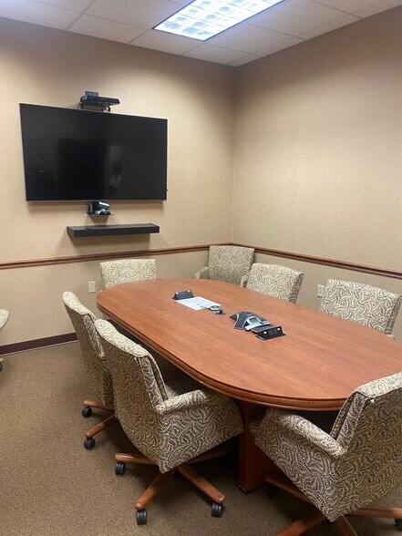 550 S Riverview Dr, Parchment, MI 49004 - Office For Sale Cityfeet.com