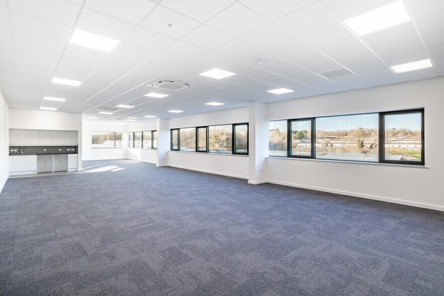 Hollin Ln, Milton Keynes, BKM MK12 6HT - Industrial For Lease Cityfeet.com