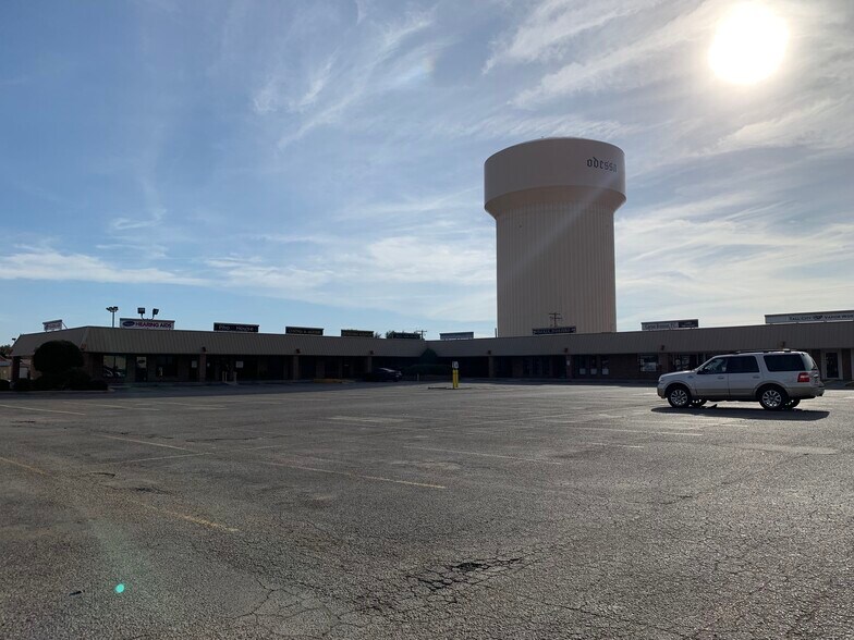 1541 John Ben Shepperd Pky, Odessa, TX 79761 - Storefront Retail Office ...