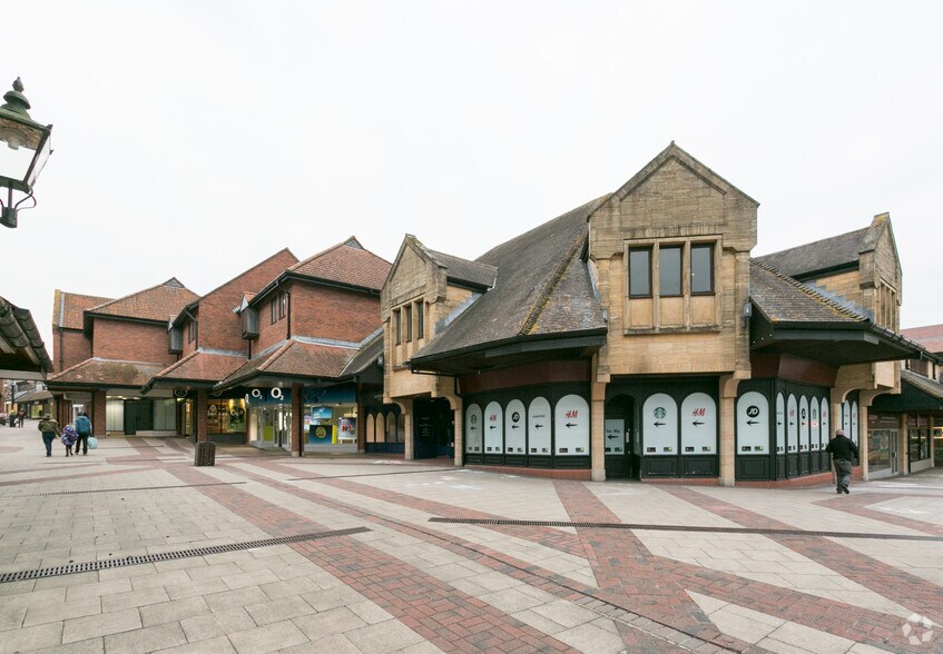 16 Vicarage Walk, Yeovil, SOM BA20 1EX - Retail For Lease Cityfeet.com