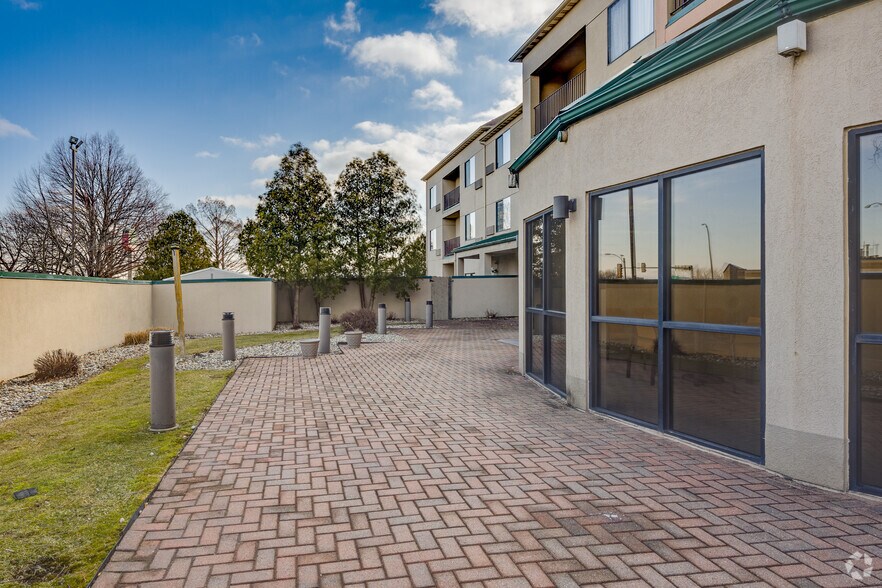 1811 Moreland Blvd, Champaign, IL 61822 - Hotel For Sale Cityfeet.com