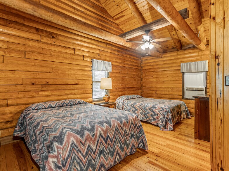 20843 W Cookson Bend Rd, Cookson, OK 74427 - Hotel For Sale Cityfeet.com