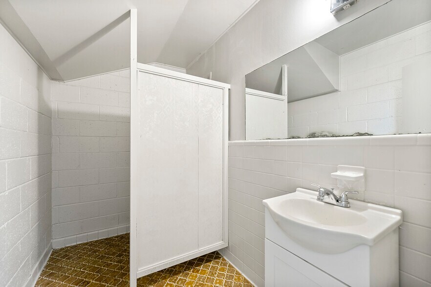 4851 River Rd, Ellenwood, GA 30294 - Religious Facility For Sale ...