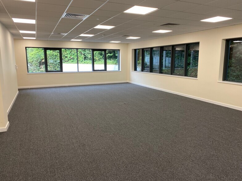 Wood Ln, Hemel Hempstead, HRT HP2 4TP - Office For Lease Cityfeet.com