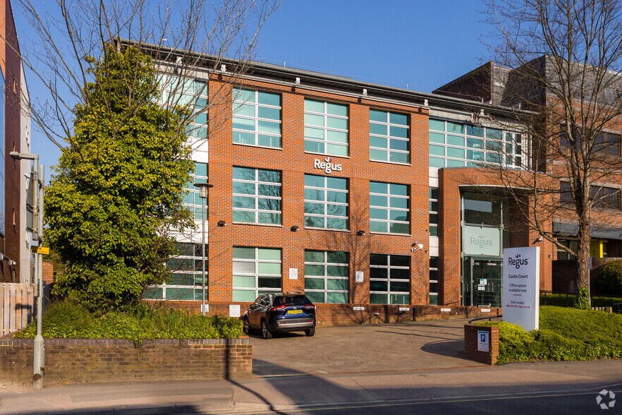 41 London Rd, Reigate, SRY RH2 9RJ - Coworking Space Cityfeet.com