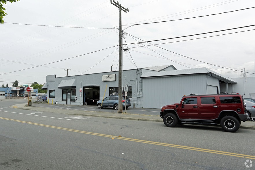 14926 Ambaum Blvd SW, Burien, WA 98166 - Freestanding For Sale Cityfeet.com