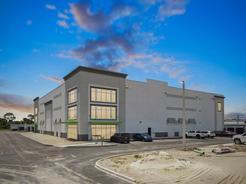 2481 Malabar NW rd, Palm Bay, FL 32907 - Self Storage For Sale Cityfeet.com