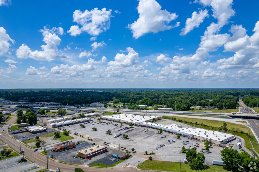 27 Carriage House Dr, Jackson, TN 38305 - Retail For Lease Cityfeet.com