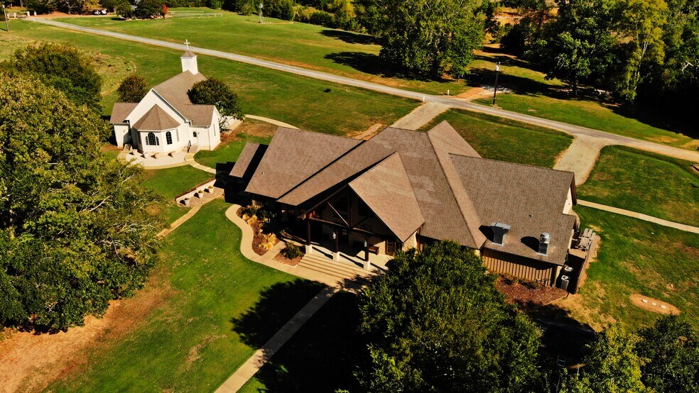 286 An County Road 1400, Palestine, TX 75801 - Lodge Meeting Hall For ...