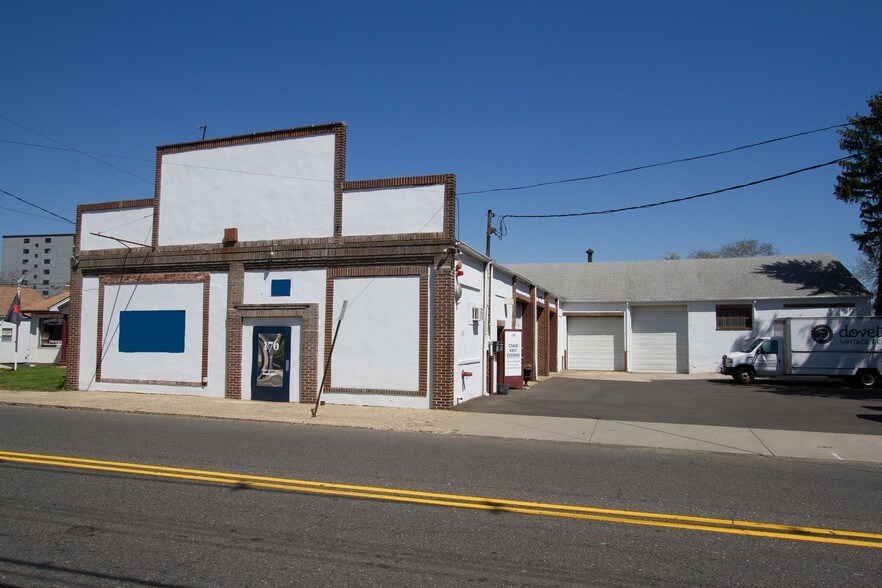 176 W Front St, Red Bank, NJ 07701 - Industrial Cityfeet.com