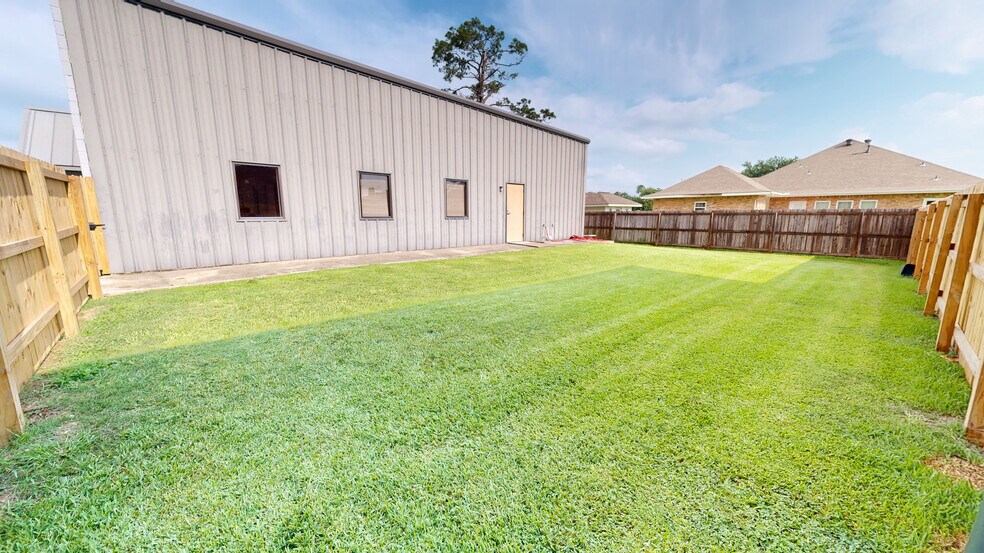 635 Petro Point Dr, Lake Charles, LA 70607 - Office For Sale Cityfeet.com