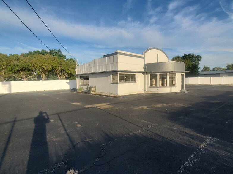 5511 W Colonial Dr, Orlando, FL 32808 - Office For Lease Cityfeet.com