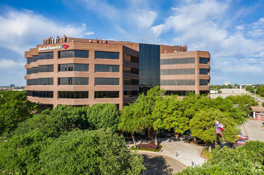 2000 E Lamar Blvd, Arlington, TX 76006 - Coworking Space Cityfeet.com