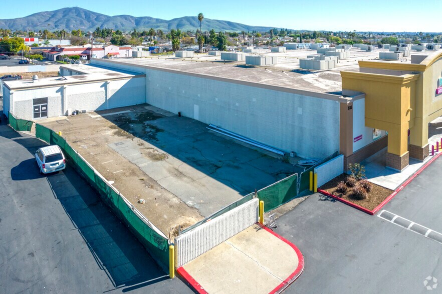 935 Sweetwater Rd, Spring Valley, CA 91977 - Retail For Lease Cityfeet.com