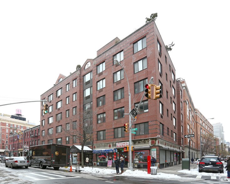 179 Grand St, New York, NY 10013 - Multi-Family For Lease Cityfeet.com