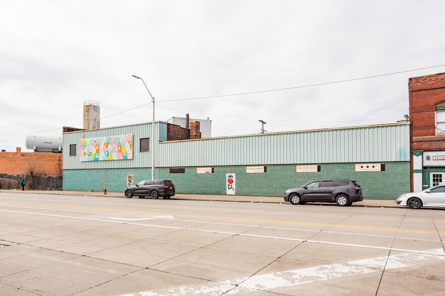 2003-2043 Gratiot Ave, Detroit, MI 48207 - Storefront For Sale Cityfeet.com