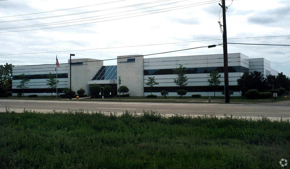 22800 Hall Rd, Clinton Township, MI 48036 - Flex/R&D For Lease Cityfeet.com