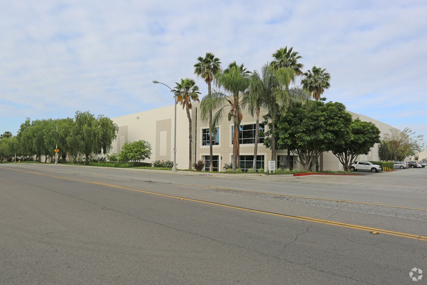 13225 Marquardt Ave, Santa Fe Springs, CA 90670 - Industrial For Lease ...