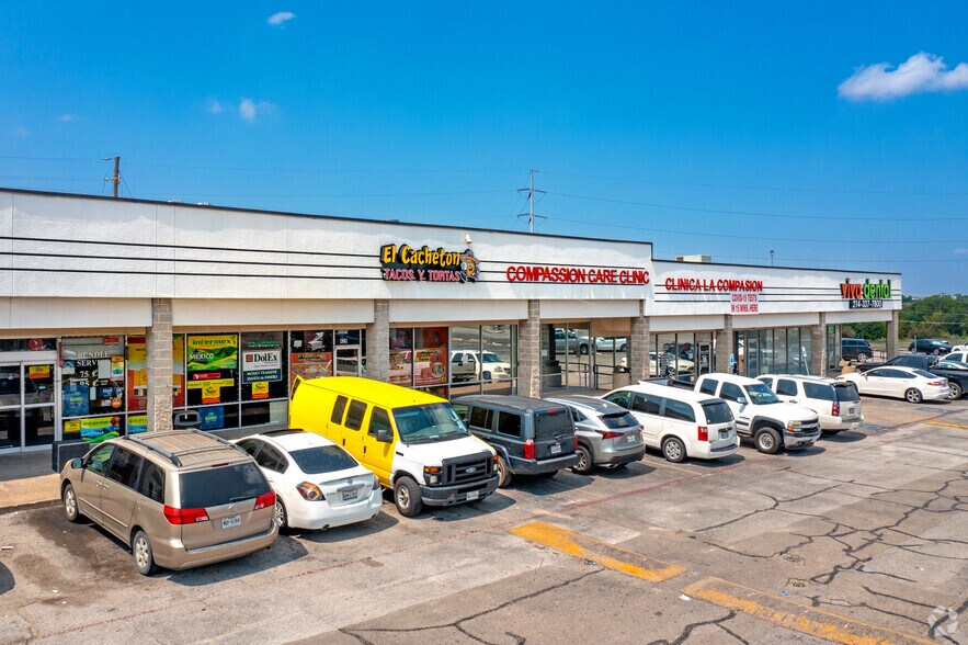 1050 N Westmoreland Rd Dallas Tx 75211 For Lease