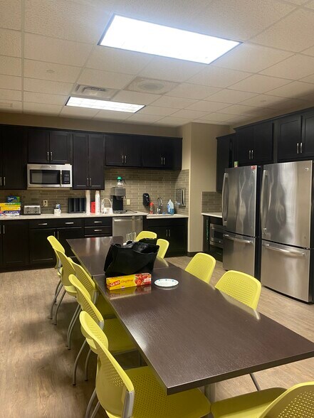 550 S Riverview Dr, Parchment, MI 49004 - Office For Sale Cityfeet.com