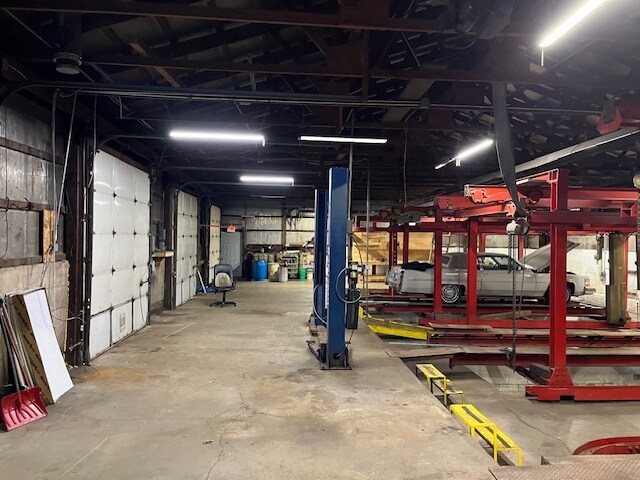 2900 W Saint Joseph St, Lansing, MI 48917 - Auto Repair For Sale ...
