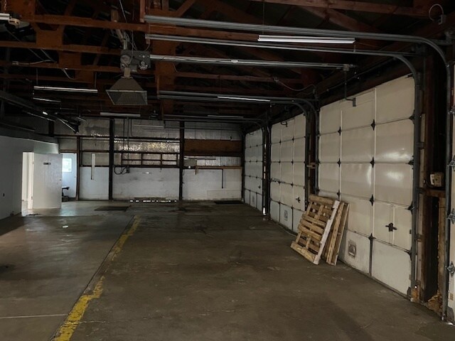2900 W Saint Joseph St, Lansing, MI 48917 - Auto Repair For Sale ...