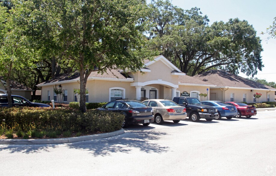 3282-3284 Cove Bend Dr, Lutz, FL 33559 - Office For Lease Cityfeet.com