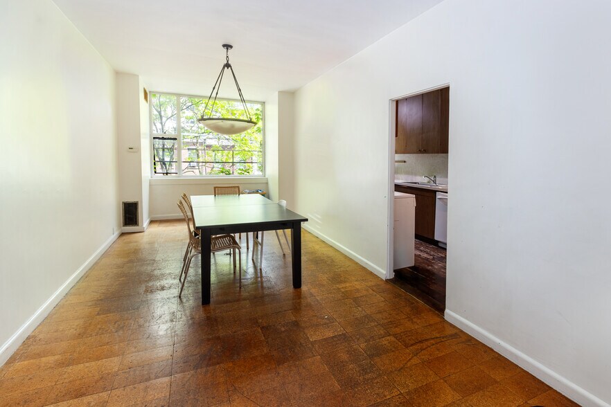 219 E 49th St, New York, NY 10017 - Office Residential For Sale ...